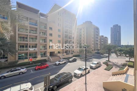 Chiller Free | Prime Location | Ready to Move | Bayut.com