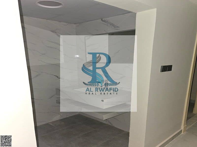 Corniche Building | Bayut.com