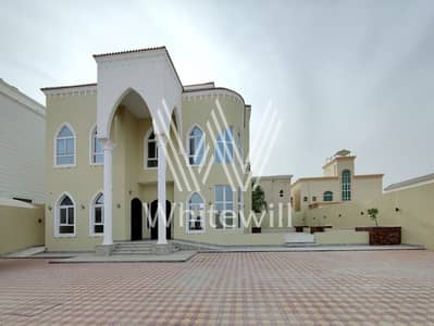 Standalone7BR+Maids | Fully Renovated | Big Courtyard - PropertyDigger.com