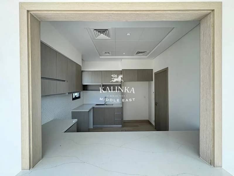 Stunning 3 BR + Maids | Best Layout | Vacant | Bayut.com