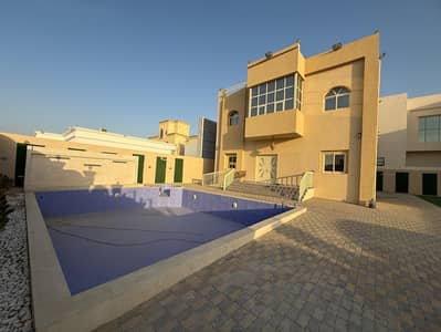 Private Pool | 4 Bedroom | For Rent | Al Refaa | Bayut.com