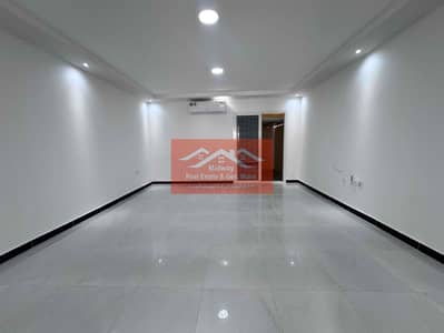 LAVISH VERY BIG STUDIO WITH BACK YARD APARTMENT AVAILABLE WITH SEPARATE KITCHEN AND AWESOME ...