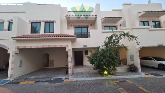 05 Bedroom in a Gated Community | Sports Club | Prime Location | Bayut.com