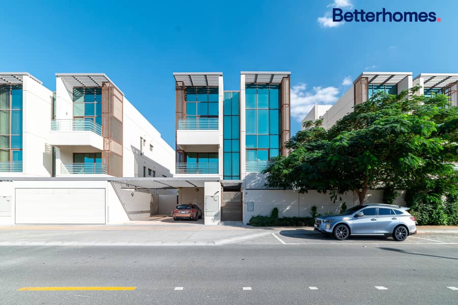 Upgraded | Single Row | Fully Furnished! | Bayut.com