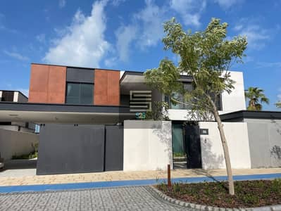 Premium Villa | Huge Plot | Cultural Spine View ! | Bayut.com