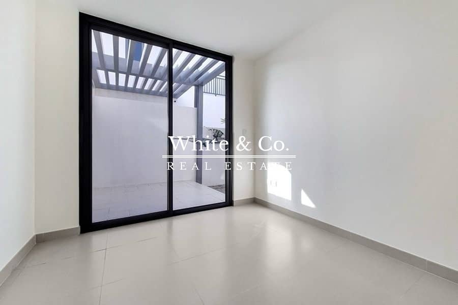 Exclusive | Park Backing | 3.5K sqft plot | Bayut.com