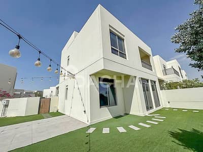 Vacant Now | Biggest Plot | Single Row | Bayut.com