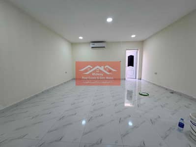 SPECIOUS VERY BIG STUDIO WITH FRONT YARD AND BACK YARD WITH SEPARATE BIG KITCHEN AND AWESOME ...