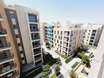 Uptown Isaiah band Bhk part with balcony wardrobe, good one apartment ...
