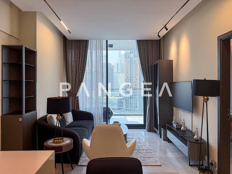 Fully Furnished | Upgraded | Mid Floor | Bayut.com