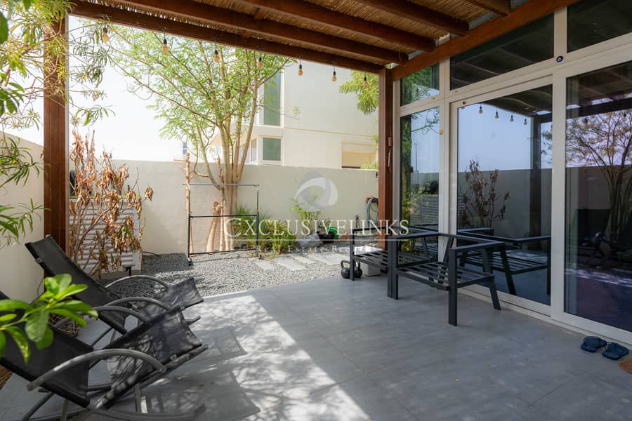 Fully Renovated | Single Row | L-Shaped Garden | Bayut.com