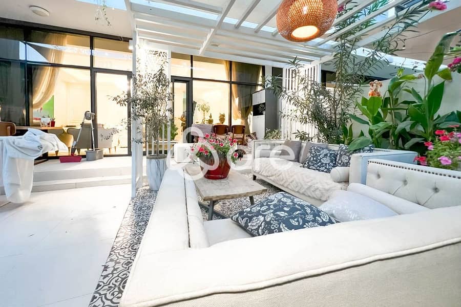 Step into Elegance | Fully Renovated & Furnished Villa | Amazonia ...