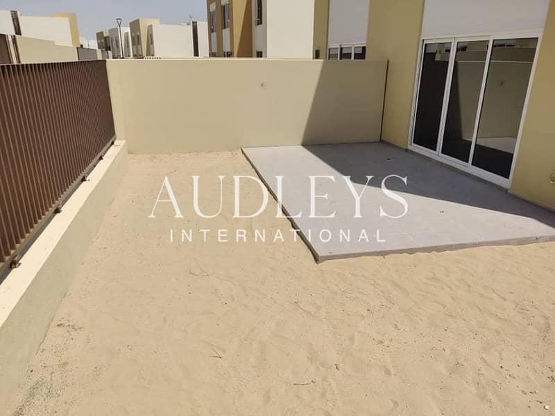 Corner Unit l Ground Floor l Tenanted | Bayut.com