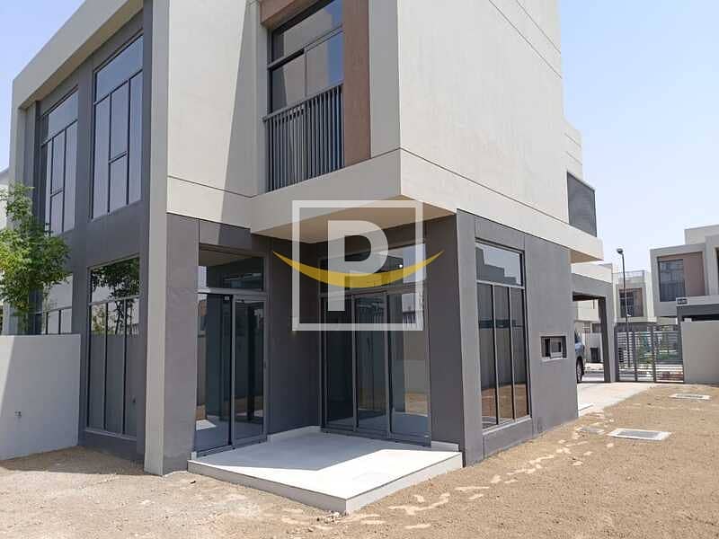 Large Corner Plot | Single Row | Roof Top Terrace | Bayut.com