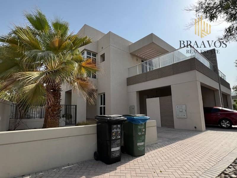 4BR| UNFURNISHED | WELL MAINTAINED VILLA |SPACIOUS | Bayut.com