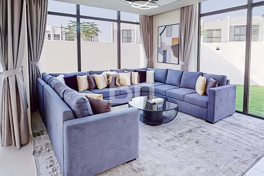 Vacant | Pool View | Corner | Single Row | Bayut.com