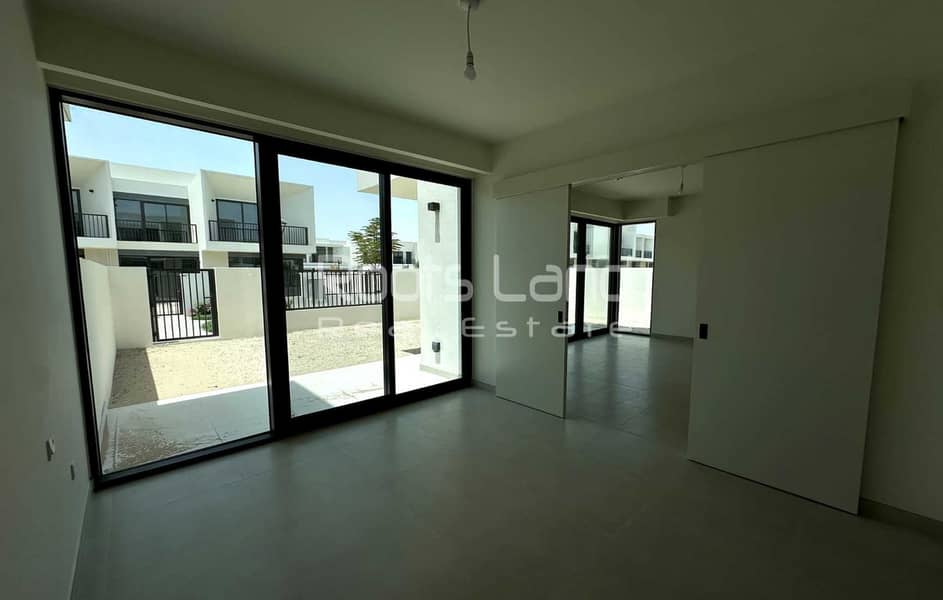 Brand New Unit | Vacant | Premium Community | Bayut.com