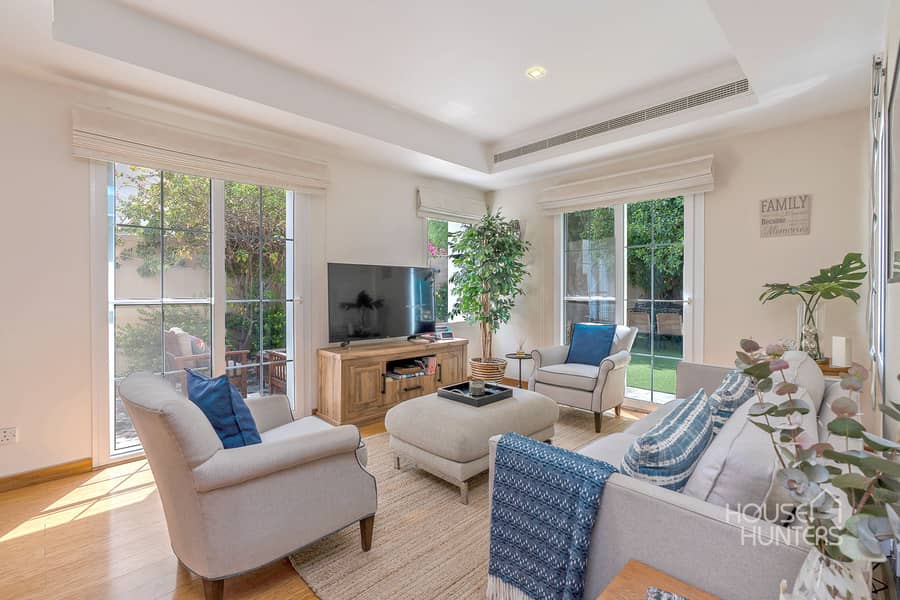 Exclusive 2E| Park Backing|Open plan|Extended | Bayut.com