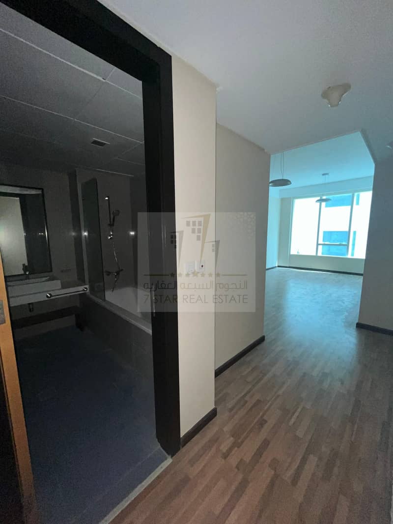 For Rent 3Bedroom Apartment in Blue Tower Sharjah With Parking, Gym ...