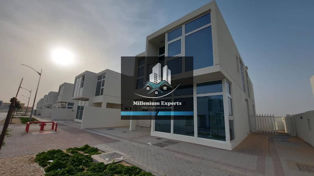 LUXURY SPACIOUS 6BEDROOMS PLUS MAID V2 FOR RENT READY TO MOVE | Bayut.com