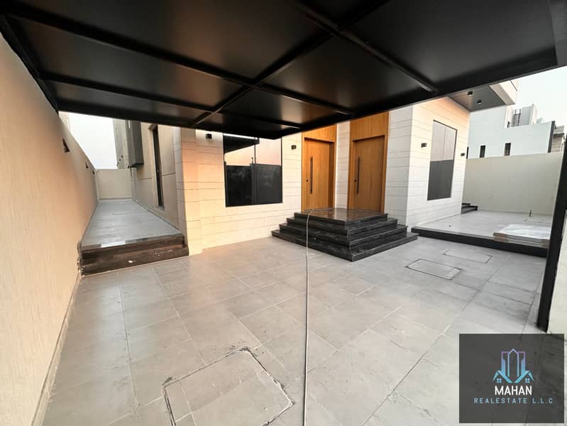 5 bedroom villa majlis hall land 3014 square feet build up area 3400 ...