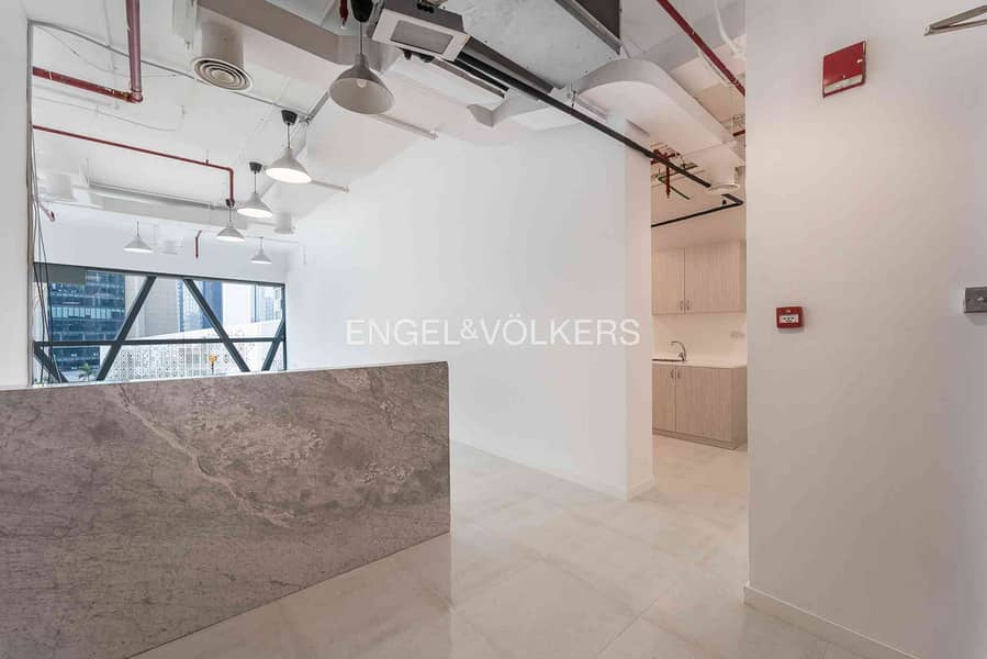 Brand New > Rare Find> Vacant > Huge Layout | Bayut.com