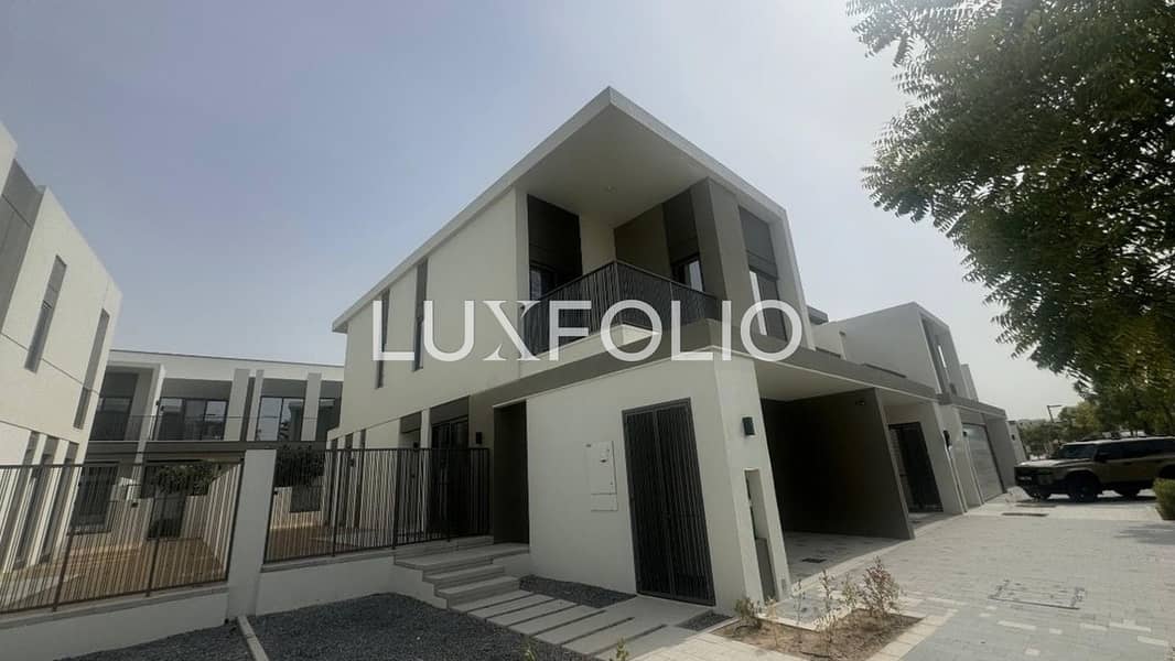 4 Bedroom Landscaped Corner Plot | Bayut.com