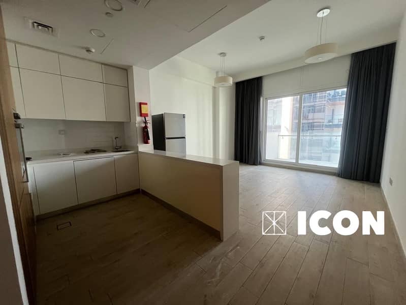 Spacious | Vastu Compliant | Semi furnished | Corner Unit | Bayut.com