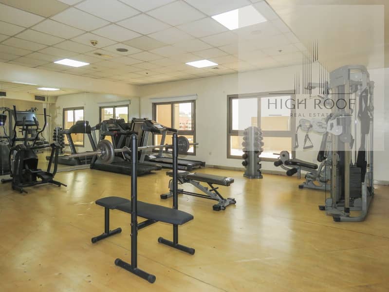 Very Nice 1BHK Flat Available Near Stadium Metro | Bayut.com