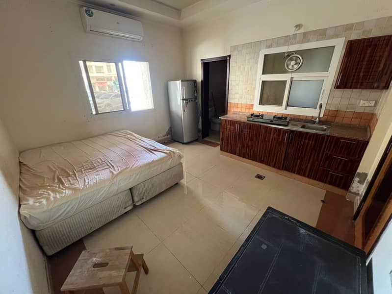 Studio for annual rent in Al Rawdah, Sheikh Ammar Street | Bayut.com