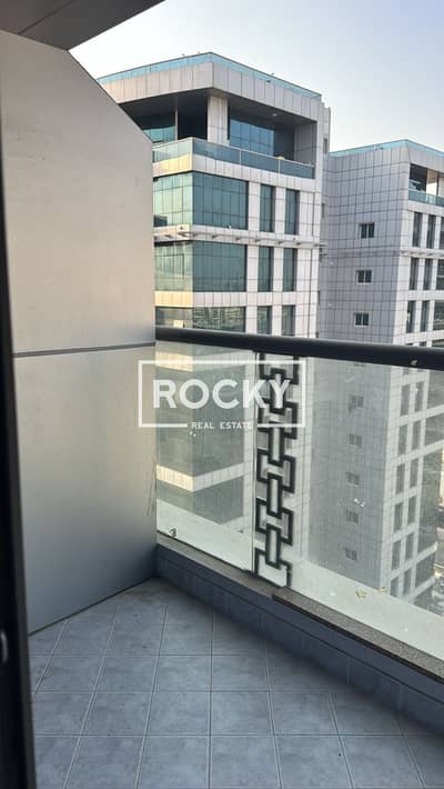 2 B/R with Balcony | Pool, Gym & Central Gas | Behind Move n pick Oud ...