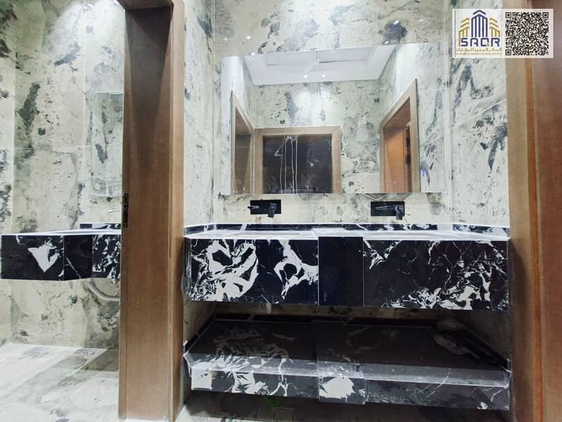 Deluxe Villa in Al Helio 2 / 5 master bedrooms, including registration ...