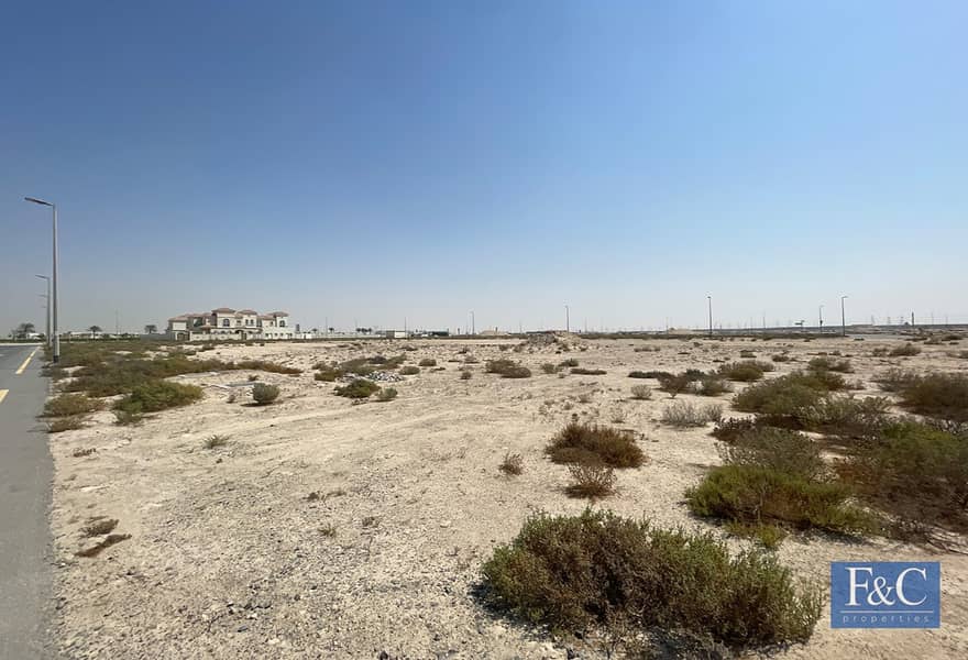 PA-12 | Single row | Easy access | Bayut.com