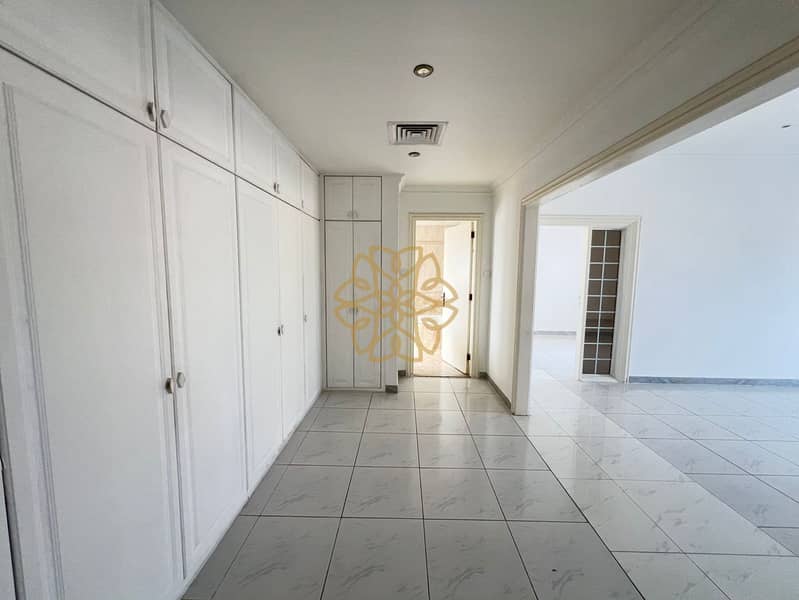 luxurious 6BR Villa Sharqan Sharjah | Bayut.com