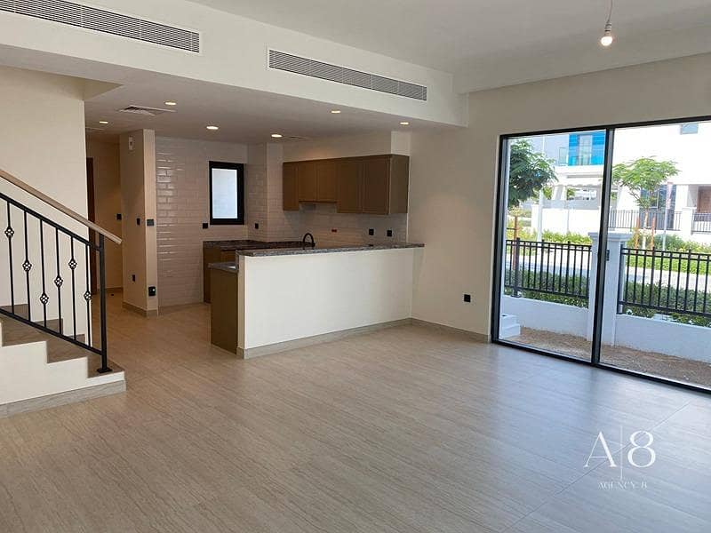5BR + Maids | Corner End Unit | Big Plot | Bayut.com