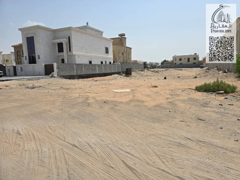 Land for sale in Al Mowaihat 1 with the largest setback of ...