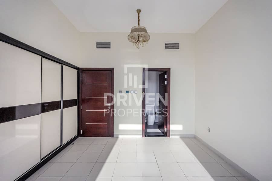 Vacant Unit | Great Huge Layout | High Floor | Bayut.com