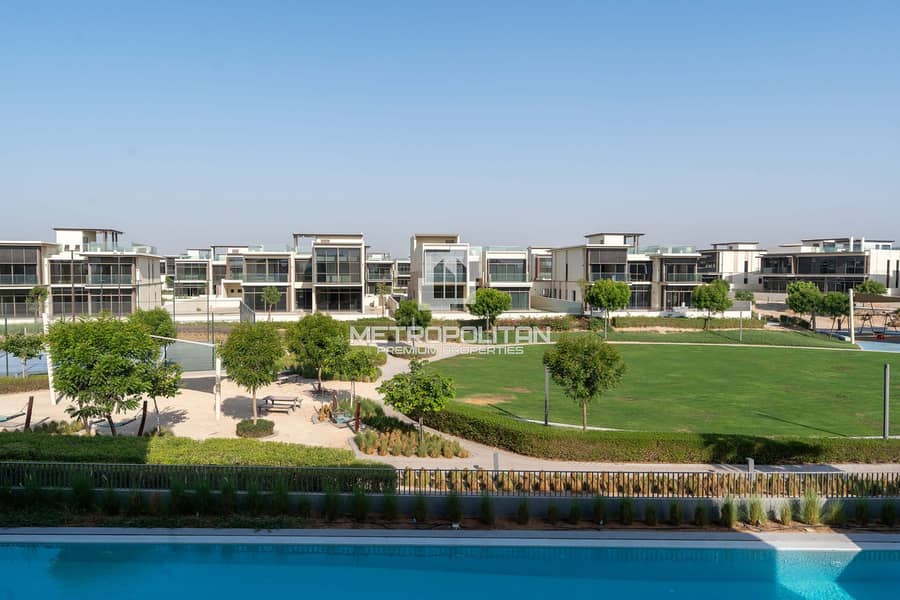 Upgraded | Biggest Infinity Pool | Move-in Ready | Bayut.com