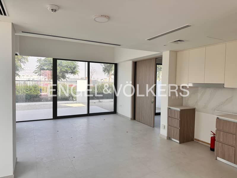 Resort Style Live | Single Row | Corner Unit | Bayut.com