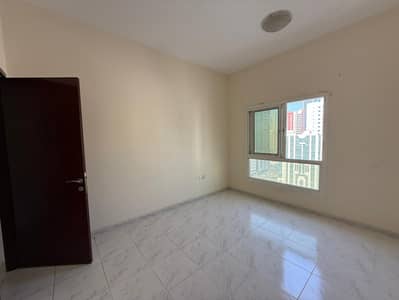 2BR + living room, very spacious, family tower, near all services, easy ...