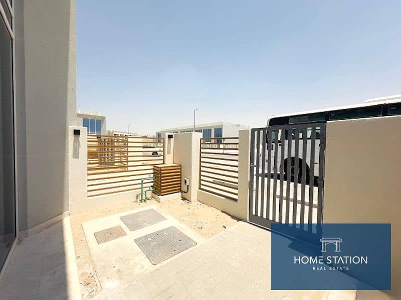 CHEAPEST DEAL MODERN BRIGHT END UNIT COMMUNITY VIEW BRAND NEW | Bayut.com