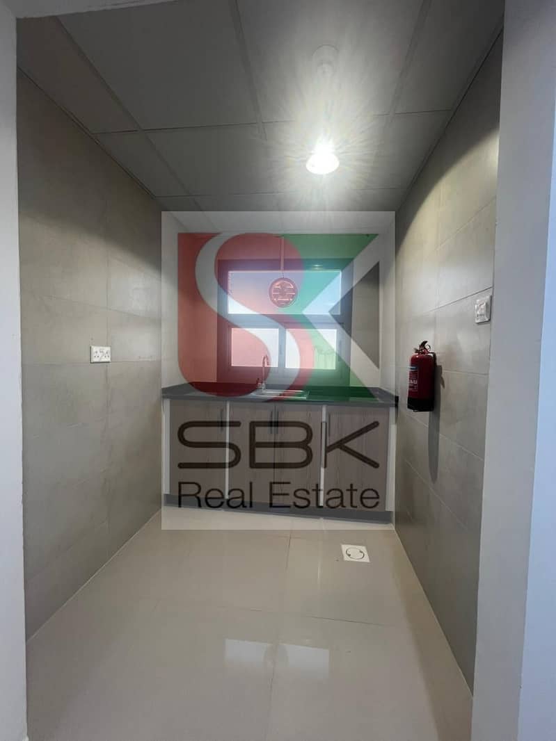 Spacious Commercial Area Available in Al Jurf Industrial 3, Ajman ...