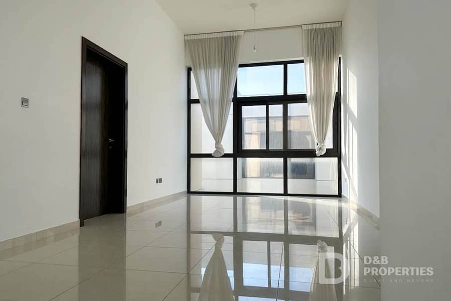 Park Side | Luxury Villa | Open V4 Layout | Bayut.com