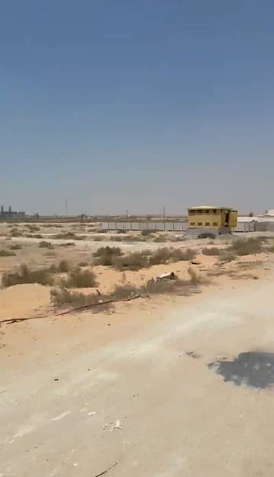 Land for sale in Al Sajaa Industrial Area, opposite Al Hanoo Al Jalil ...