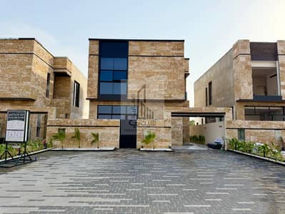 Modern Luxury Villa for Rent – Ready to Move In Premium modern design ...