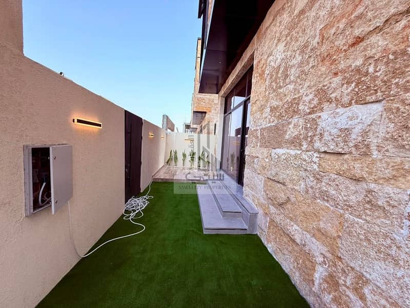 Modern Luxury Villa for Rent – Ready to Move In Premium modern design ...