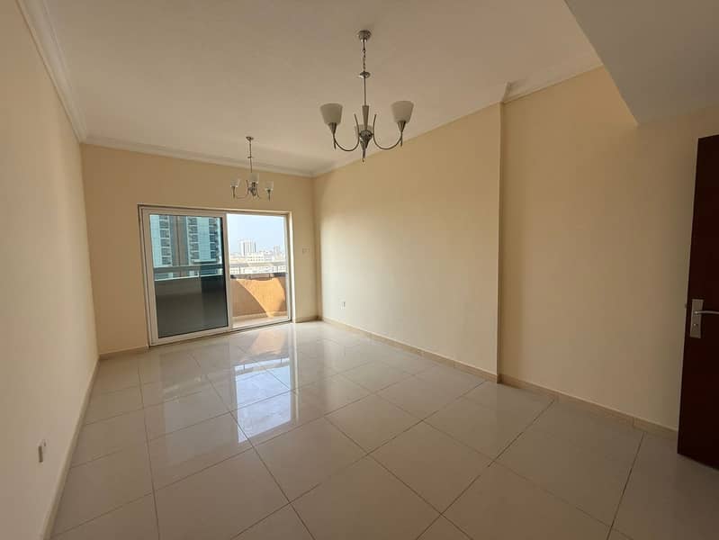 Here is the English translation: --- **Annual Apartment for Rent in ...