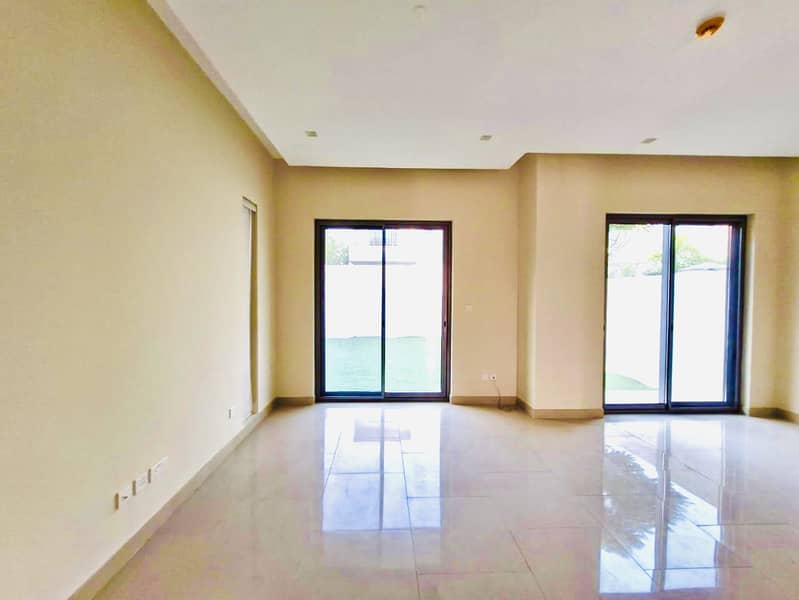 1t ime payment Luxury 3bhk villa with maid room Waldrop cover parking ...
