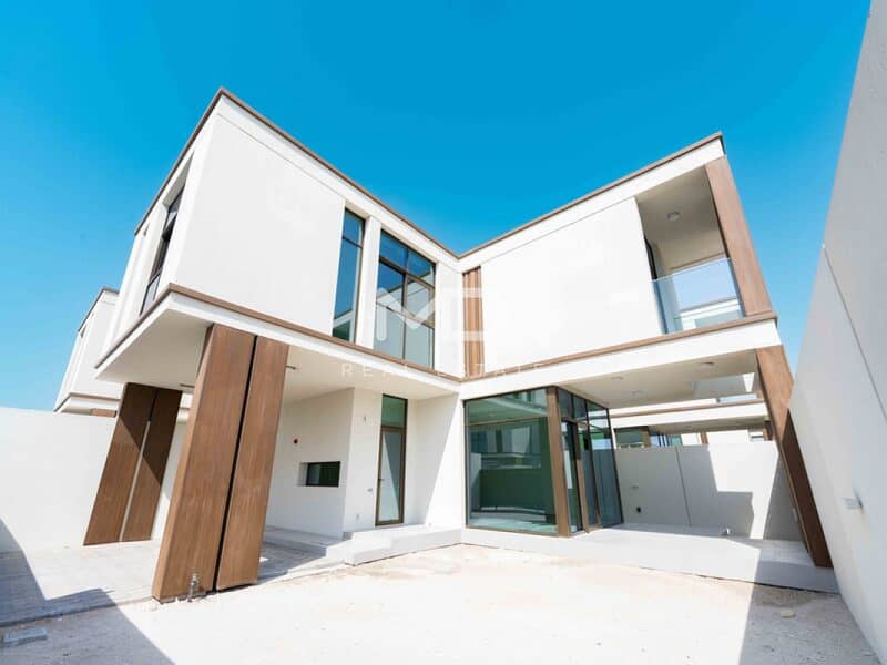 Ready | Type Square | Beside The Pool And Park | Bayut.com