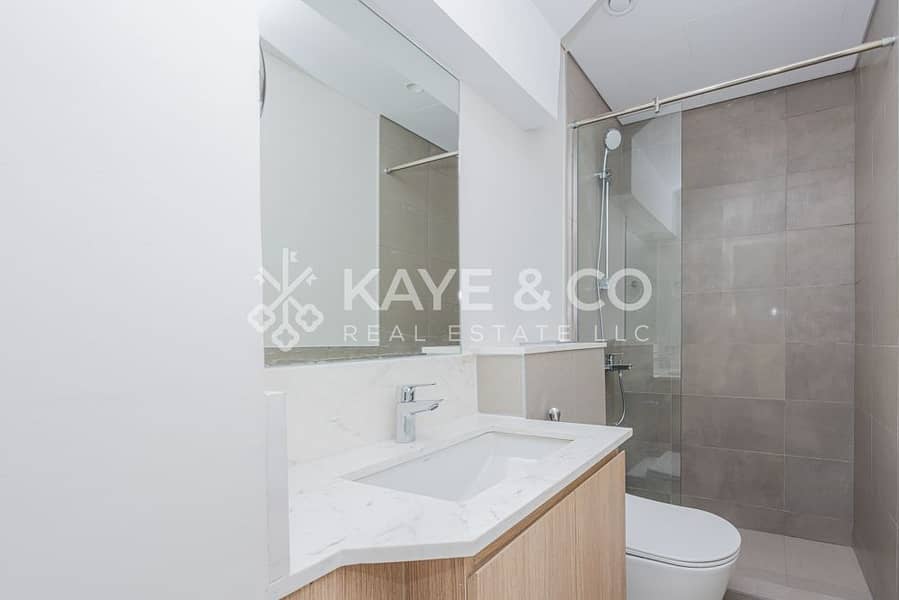 Brand New | Lake View | Maid and Study Room | Bayut.com